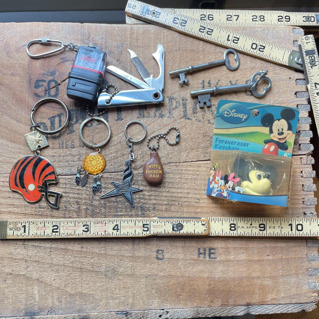 Lot of Mixed Key Chains, Key Rings, Mickey Mouse Disney Old Skeleton ...