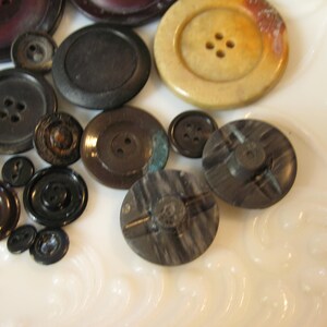 Lot of Vintage 25+ Buttons, - Etsy