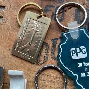 Large Lot of Mixed Key Chains, Key Rings, Key Fobs, Bottle Openers ...