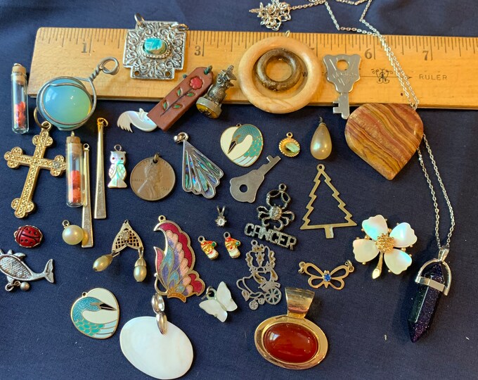 Vintage Loose Charms Pendants and Findings Lot - Etsy