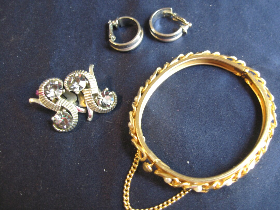 3 Piece Lot of Vintage Kramer Jewelry Lot, Kramer Bracelet, Earring Lot ...