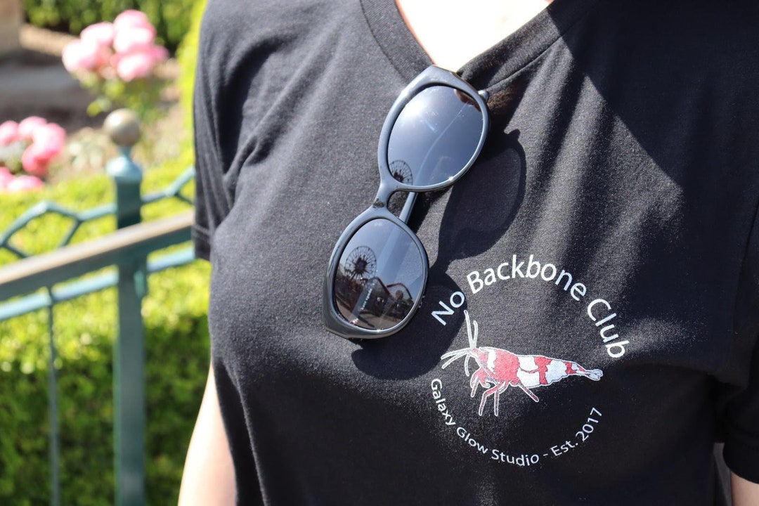 Crystal Red Shrimp no Backbone Club T-shirt the Official Galaxy Glow ...