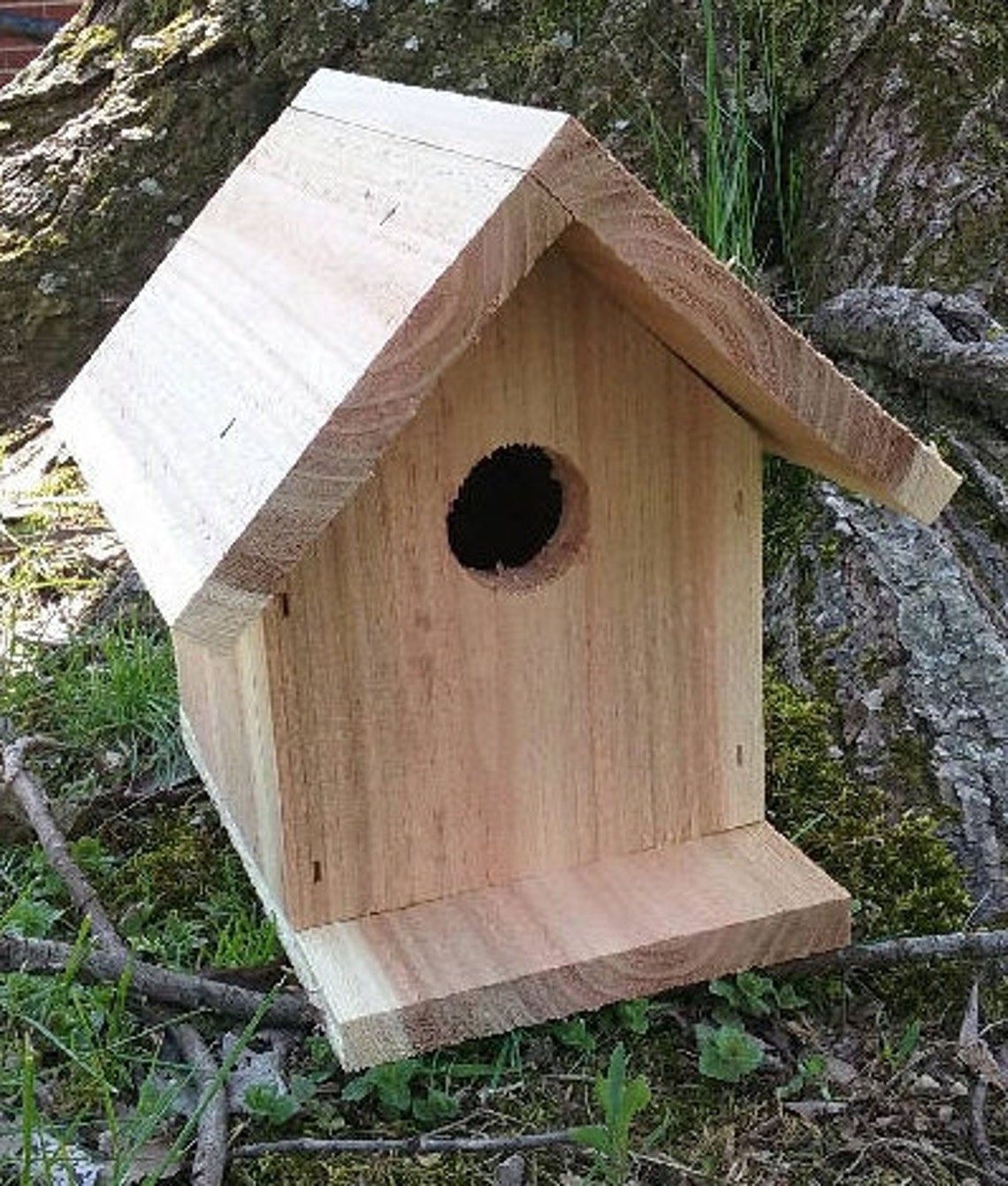 Handcrafted Rustic Cedar Birdhouse – Natural Wood Outdoor Decor for ...