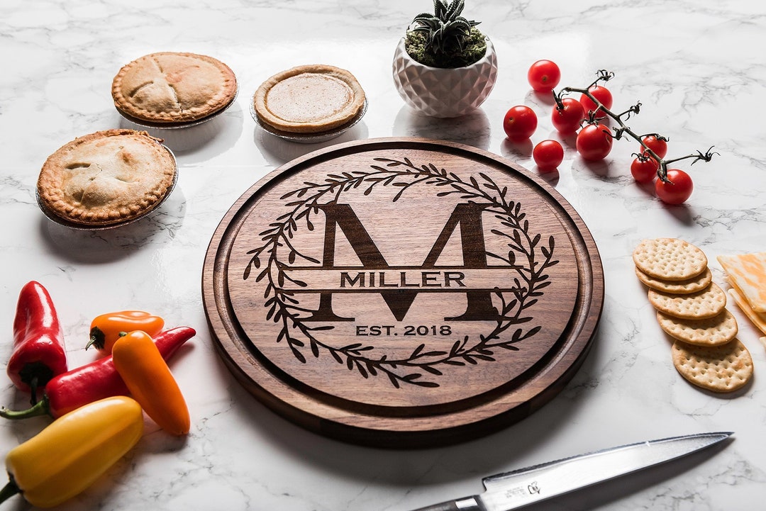Engraved Round Wood Cutting Board - Personalized Wedding Gift ...