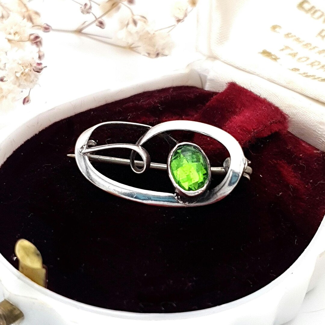 Antique 1910s Art Nouveau Green Paste Solid 925 Sterling Silver C Clasp ...