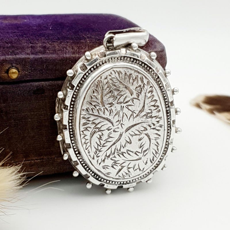 Extra Large Locket - Etsy