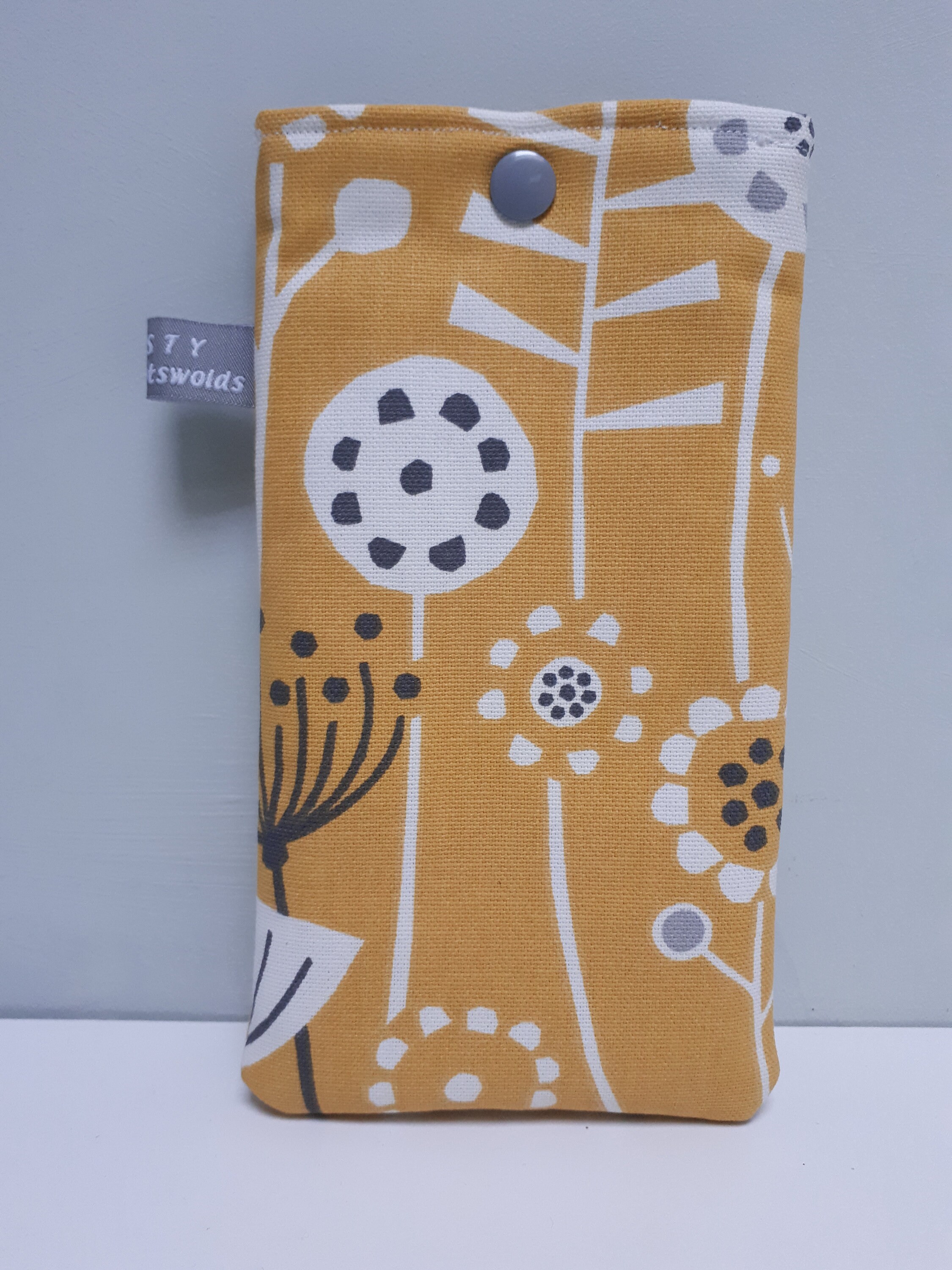 Mobile phone case padded phone case fox phone case phone - Etsy 日本