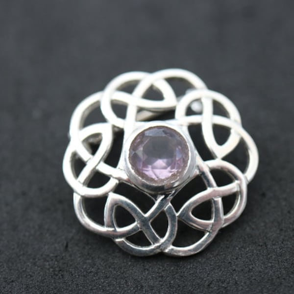 Celtic Knot Brooch - Etsy