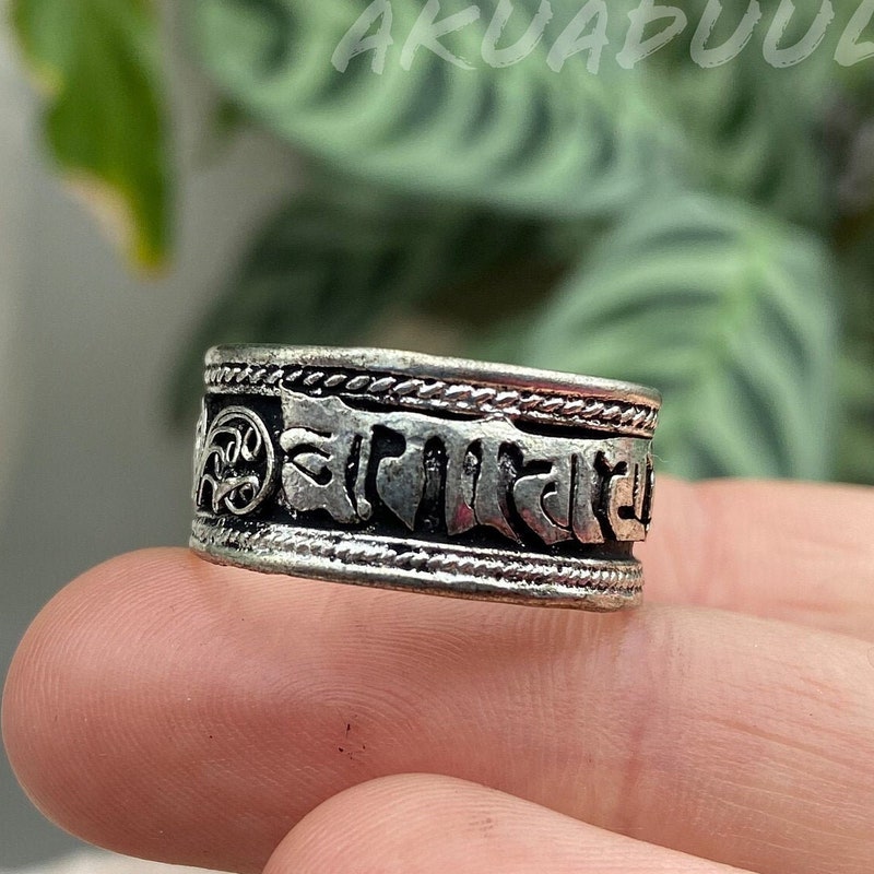 Om Mani Padme Hum - Etsy