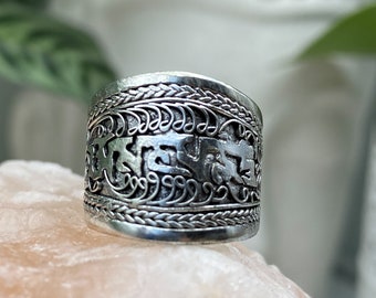 Sterling Silver Om Mani Padme Hum Ring - Etsy