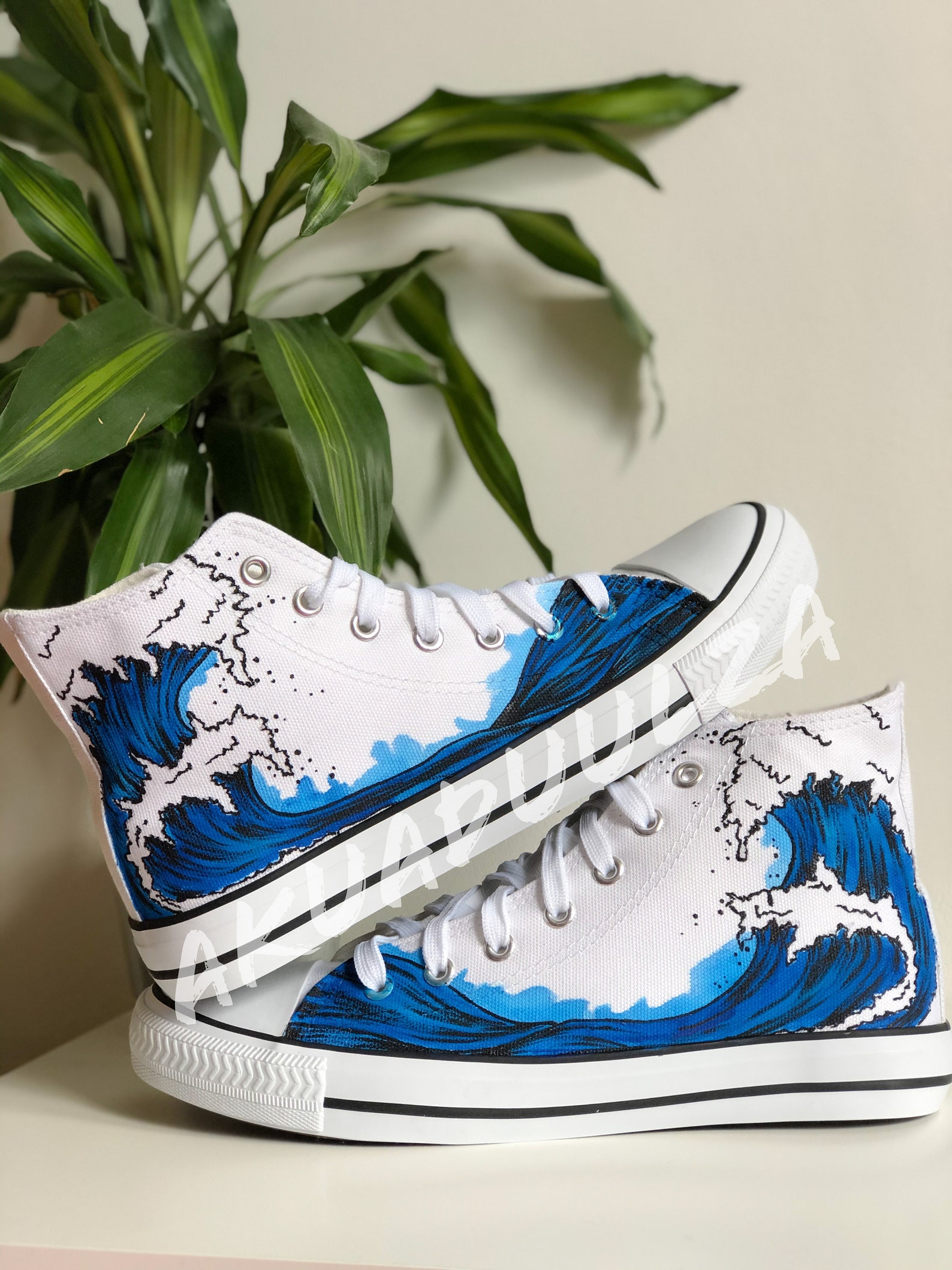 OCEAN WAVE Shoes / Big Wave Hand Painted Shoes / Japanese Art - Etsy