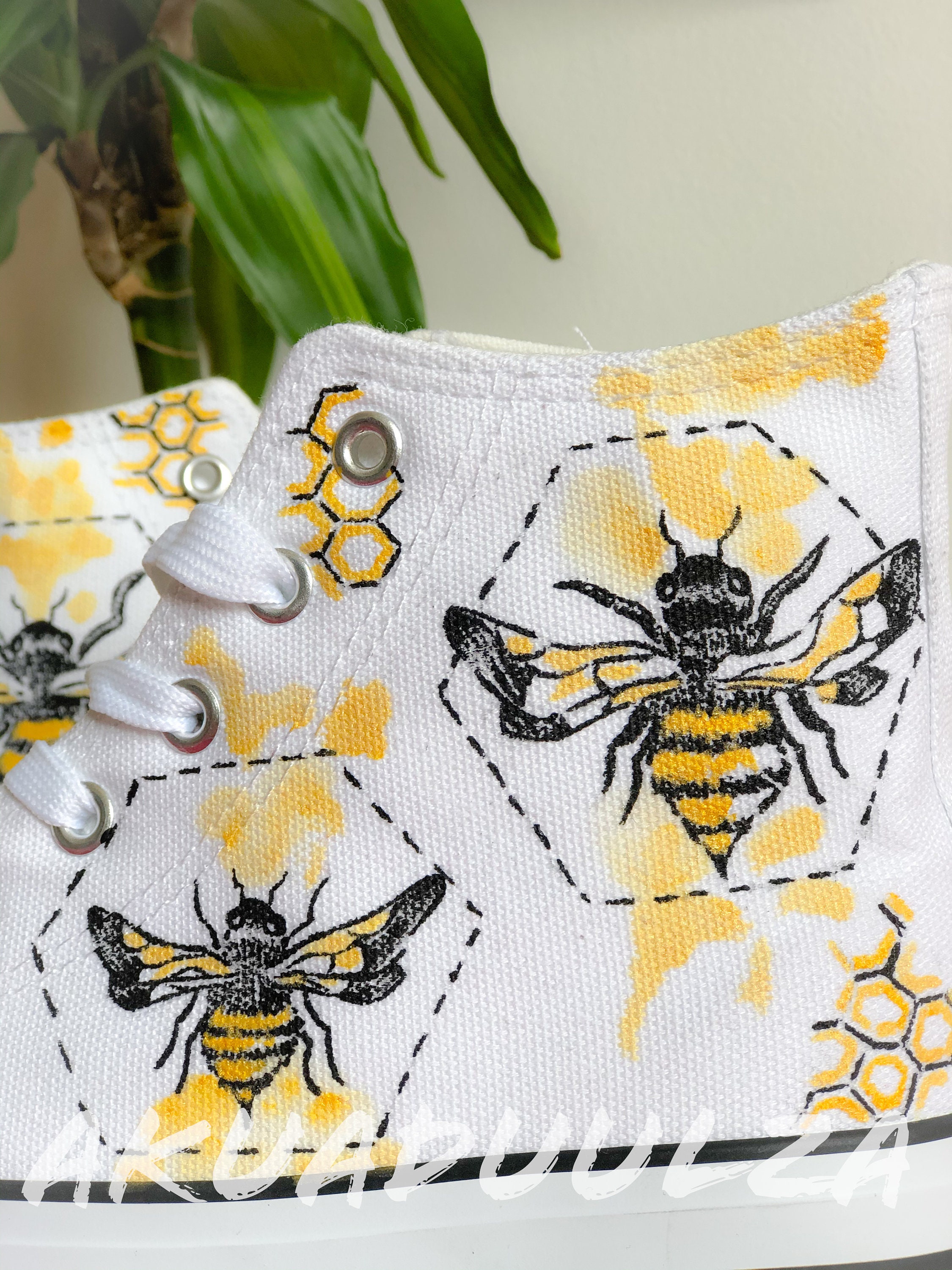 GOLDEN BEE Hand Painted Shoes / Bumble Bee Personalised Canvas - Etsy