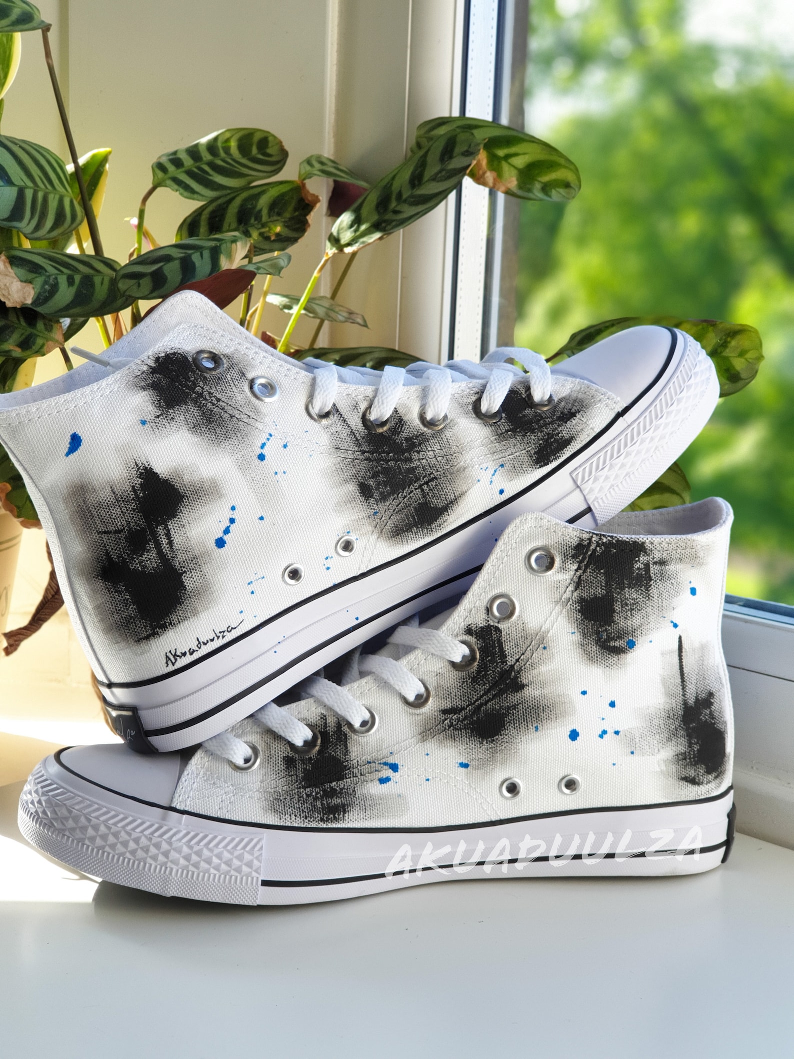 BLUE Cheshire Cat / Alice in Wonderland Inspired Hand Painted - Etsy