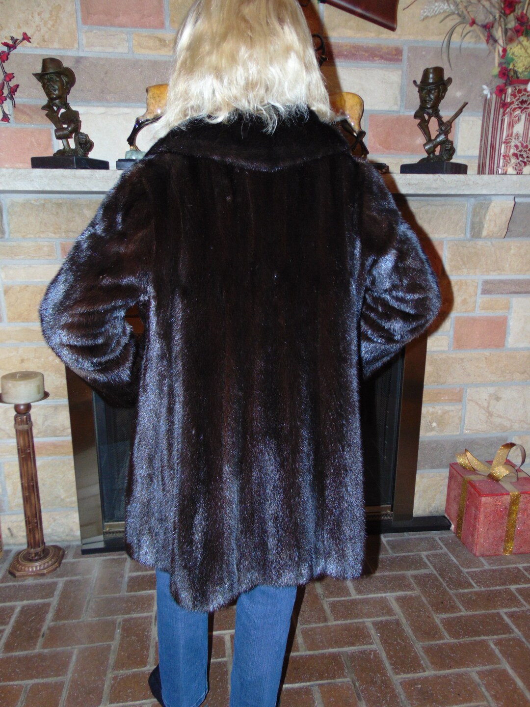 Black Ranch Mink Fur for Traveling, Operas,dinners,business Casual ...
