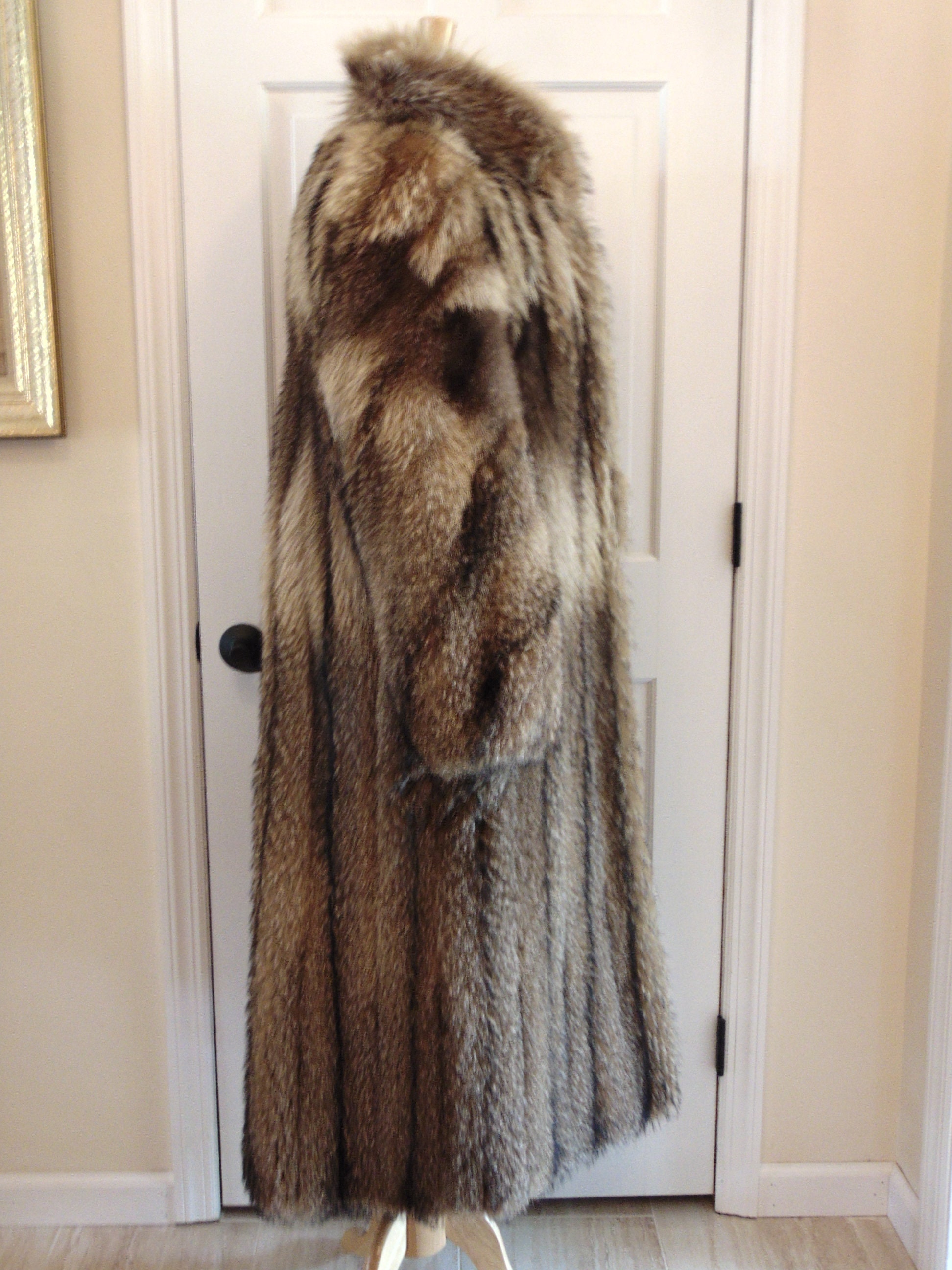 Raccoon Fur Coat-Tanuki Fur Coat-Full Length Raccoon Fur | Etsy