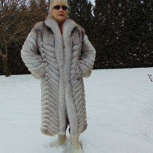 Full Length Blue Fox Fur Coat, Preloved Long Fox Coat, Vintage Fox Furs ...
