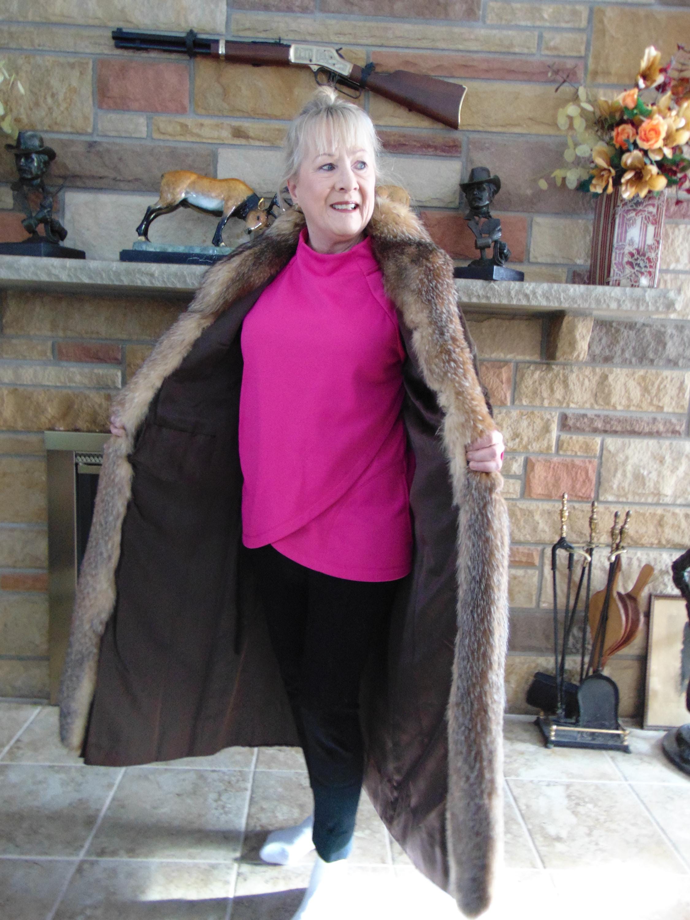 Neiman Marcus Sheared Muskrat Fur Coat With Fox Tuxedo Border - Etsy