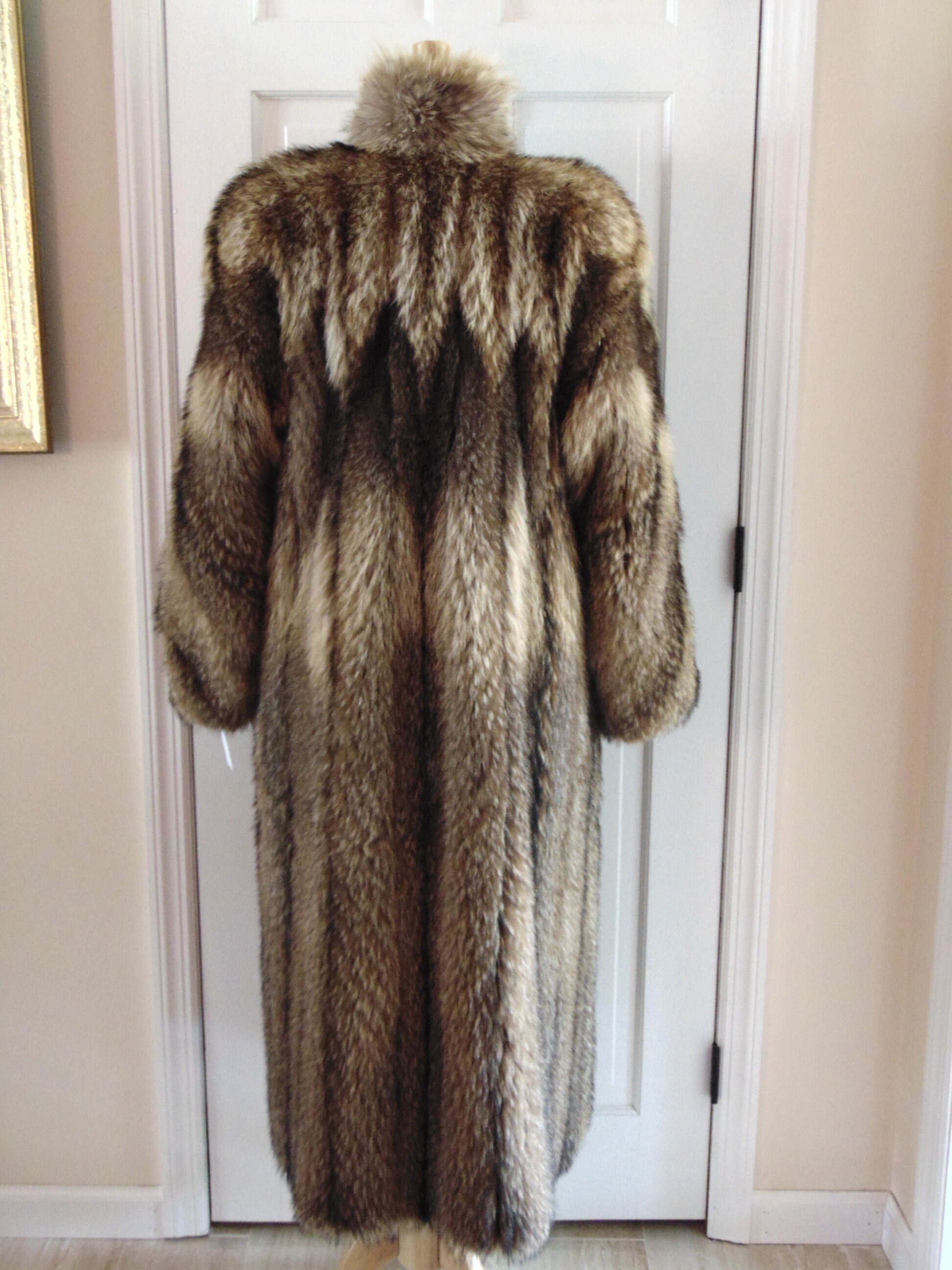 Raccoon Fur Coat-Tanuki Fur Coat-Full Length Raccoon Fur | Etsy