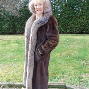 Full Length Mahogany Mink Fox Tux Trim and Earmuffs, Long Mahogany Mink ...