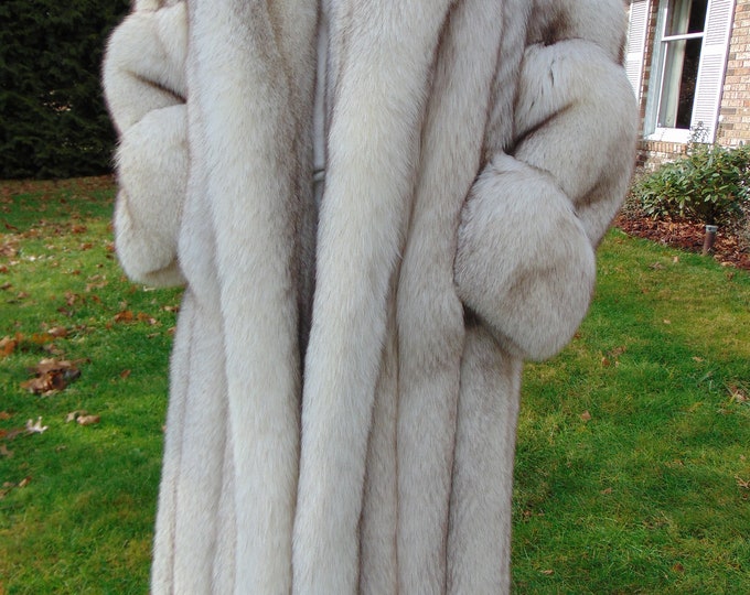 Blue Fox Full Length Fur Coat, Ladies Blue Fox Fur, Estate Fox Fur Coat ...