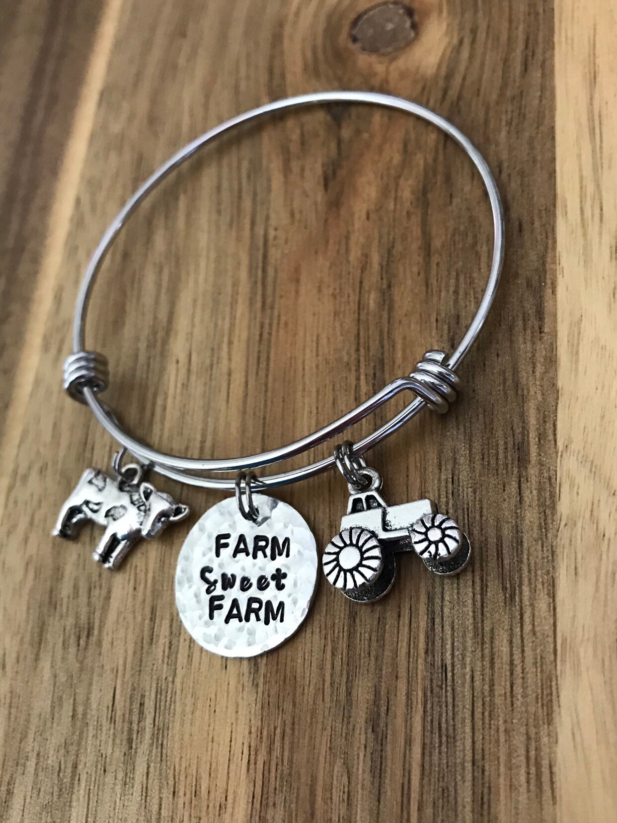 Cow Tractor Bracelet Farm Sweet Farm Jewelry Gift Hand Stamped - Etsy.de
