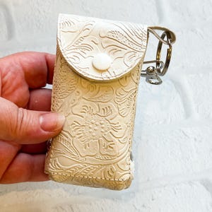 Cream Embossed Pocket Tissue Holder,travel Keychain Case for Kleenex ...