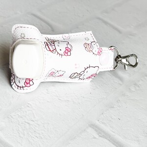 Cartoon White Kitty Inhaler Case Keychain, HK Inhaler Holder Keychain ...
