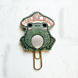 Cottagecore Toadstool Frog Badge Reel,id Badge Reel,retractable Badge ...