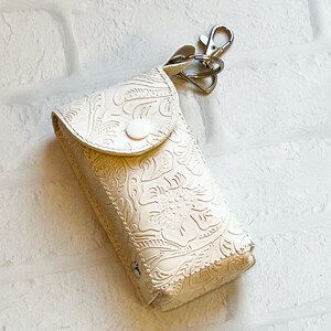 Cream Embossed Pocket Tissue Holder,travel Keychain Case for Kleenex ...