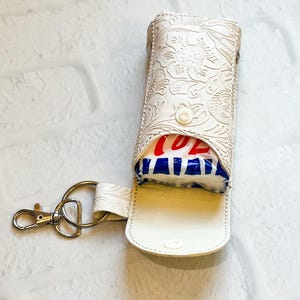 Cream Embossed Pocket Tissue Holder,travel Keychain Case for Kleenex ...