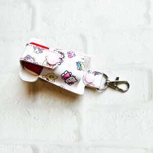 Cartoon White Kitty Inhaler Case Keychain, HK Inhaler Holder Keychain ...