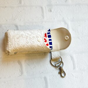 Cream Embossed Pocket Tissue Holder,travel Keychain Case for Kleenex ...
