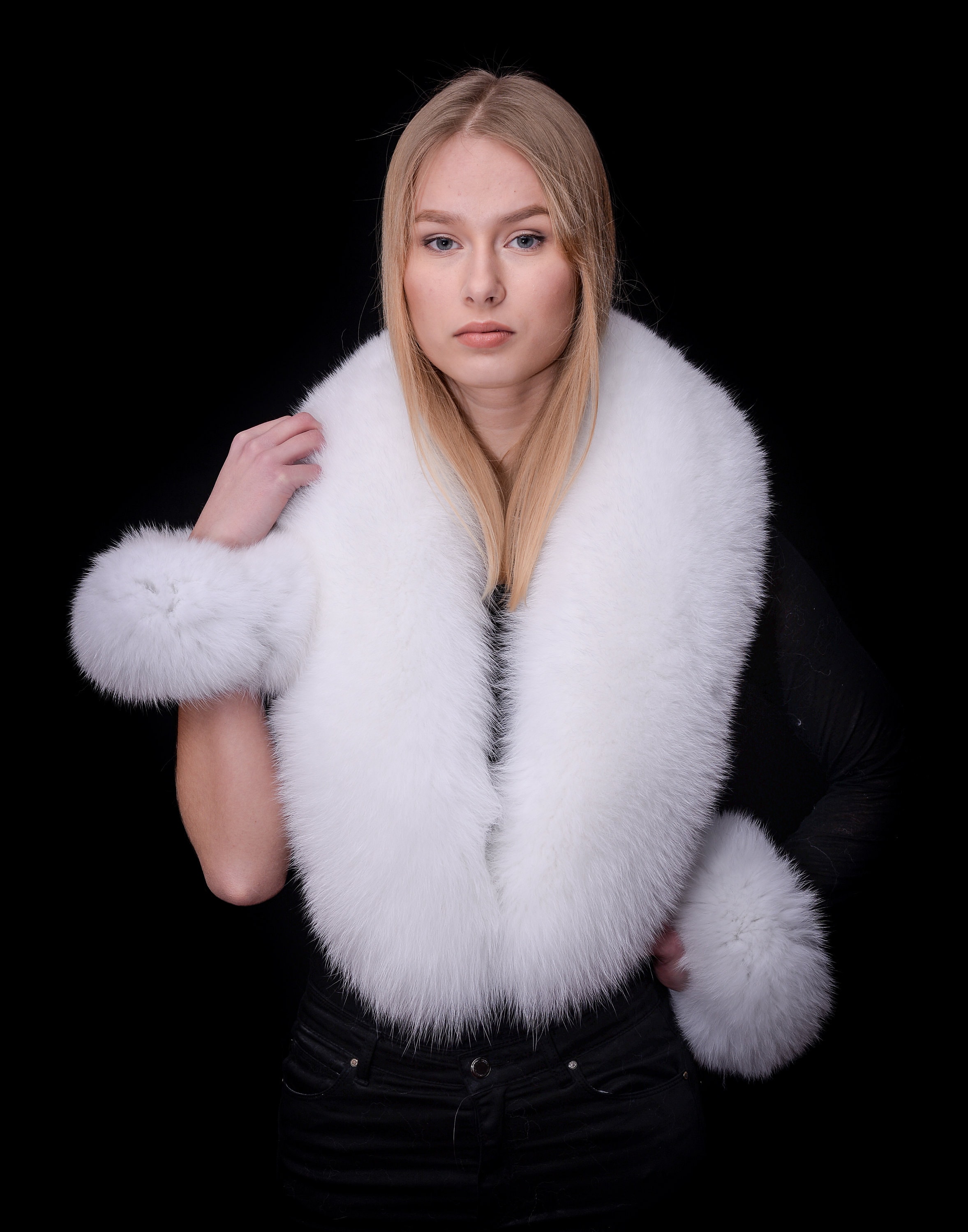 Saga Furs Natural Snow White Arctic Fox Fur Collar Scarf Boa Shawl ...