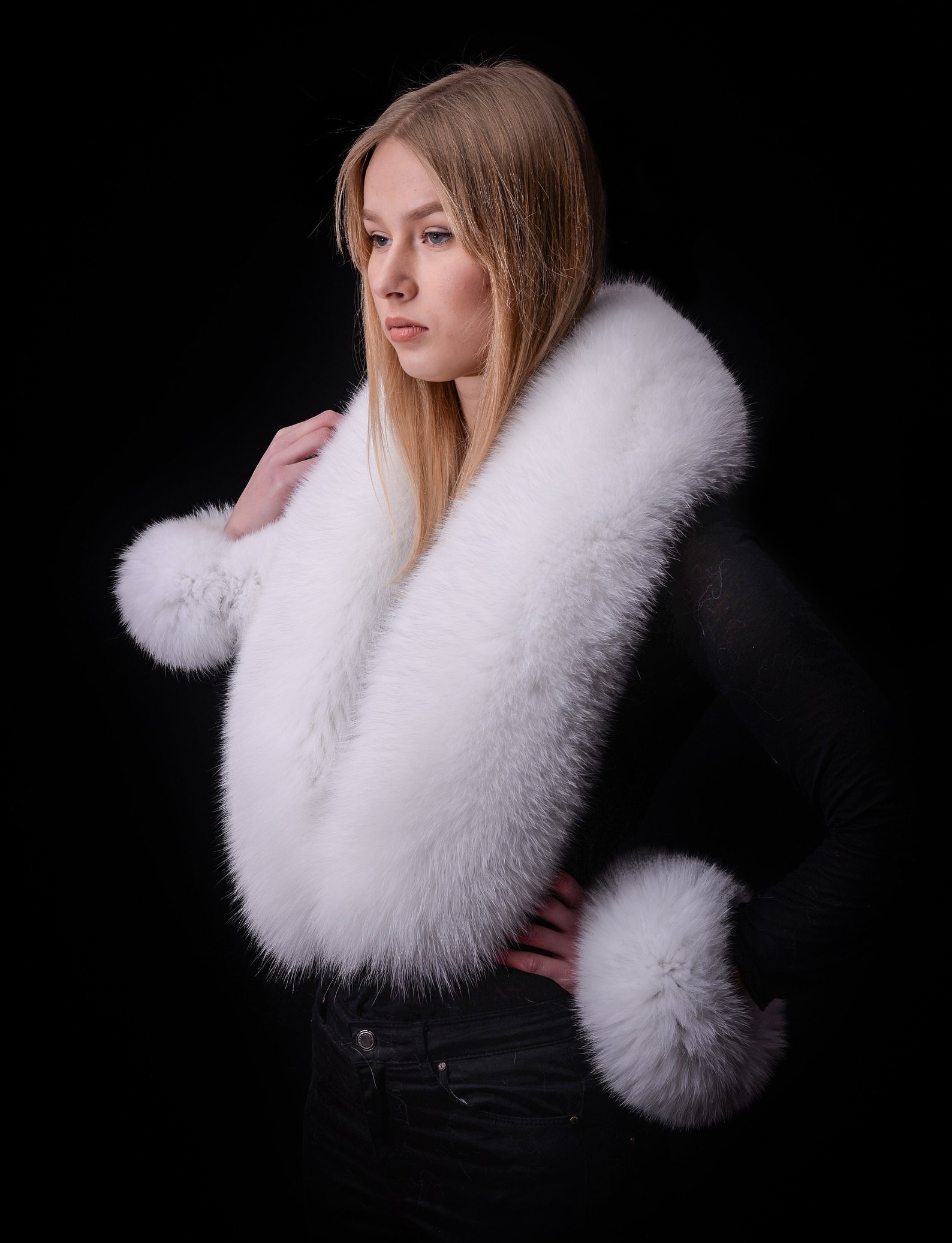 Saga Furs Natural Snow White Arctic Fox Fur Collar Scarf Boa Shawl ...