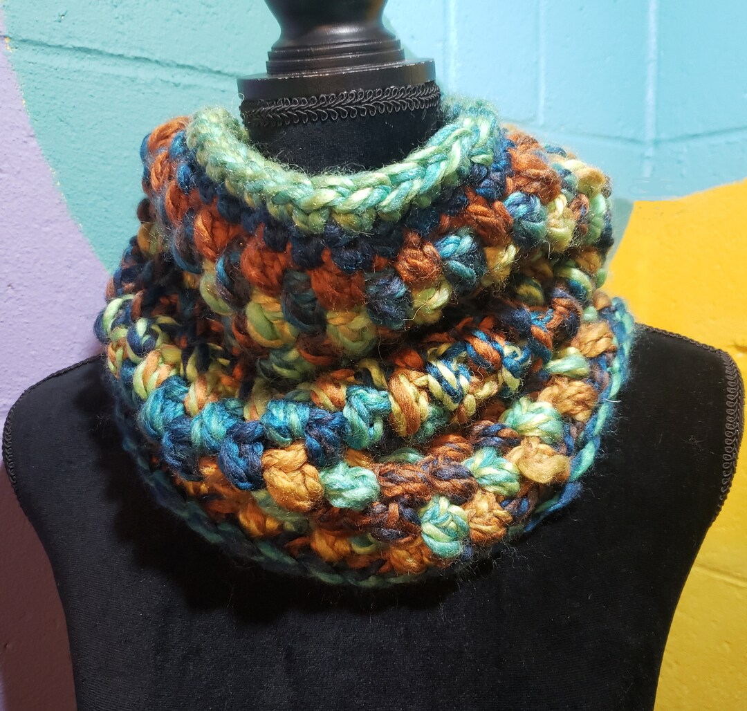 Ocean Colors Infinity Cowl - Etsy