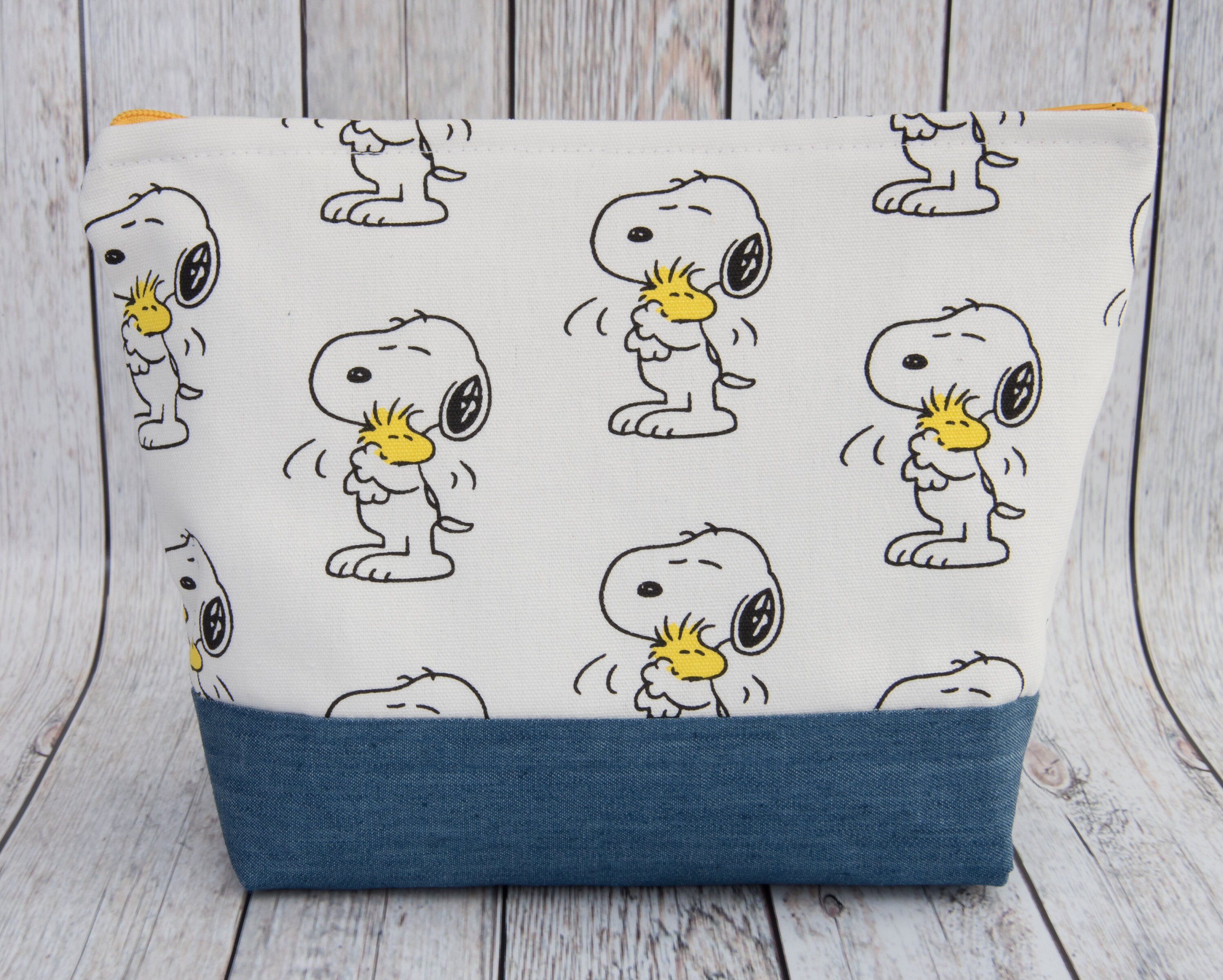 Snoopy Box for sale | Only 4 left at -65%