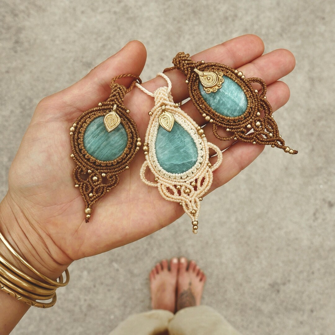 Gemstone Macrame Pendant| Boho Crystal Pendant | Yoga Pendant ...