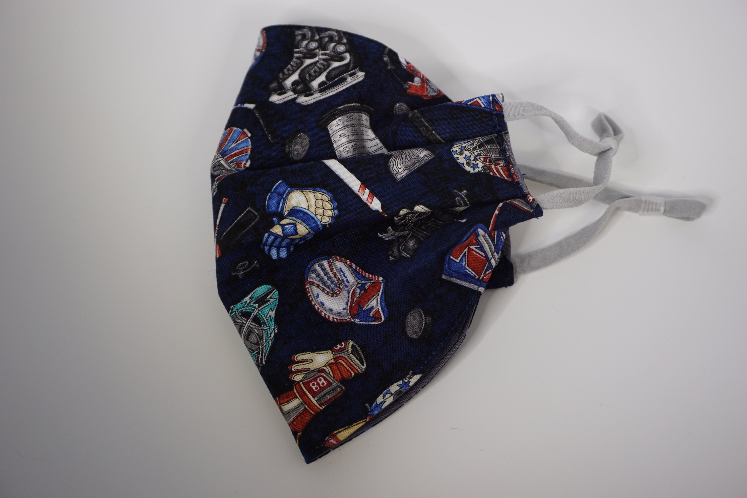 Hockey Print Cloth Face Mask Curvy Pleated Style With - Etsy España