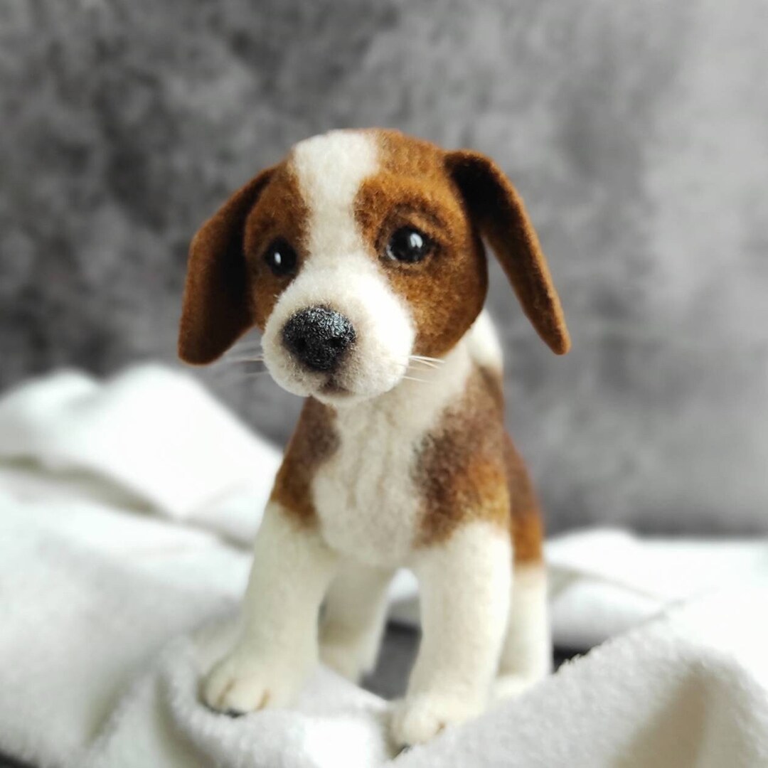 Needle Felted Beagle Sculpture: 100% Wool Dog Replica - Etsy