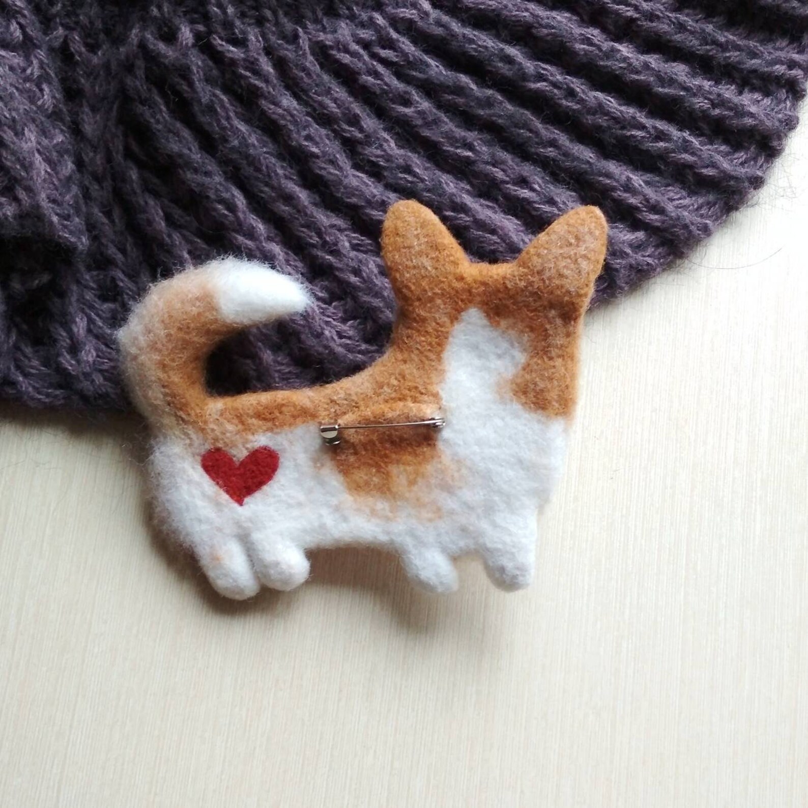 Needle Felted Corgi Brooch: Custom Pet Portrait, Dog Memorial - Etsy