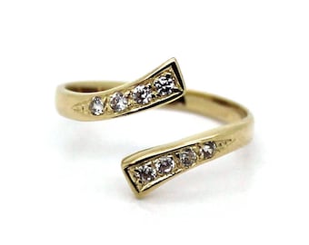 14K Yellow Gold Adjustable Crossover Vine Toe Ring With Round CZ - Etsy