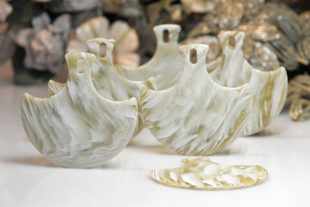 6 Piece Pendant 70s Galalith VINTAGE PLASTIC Marbled Swirled Pendant ...