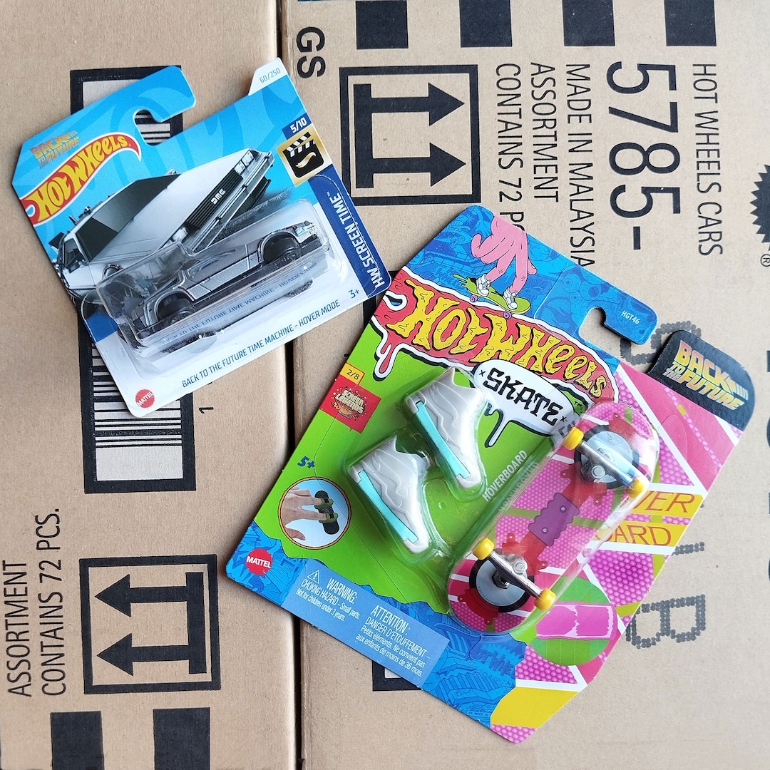 Hot Wheels Back to the Future Hover Board and Time Machine Rare Find 1/ ...