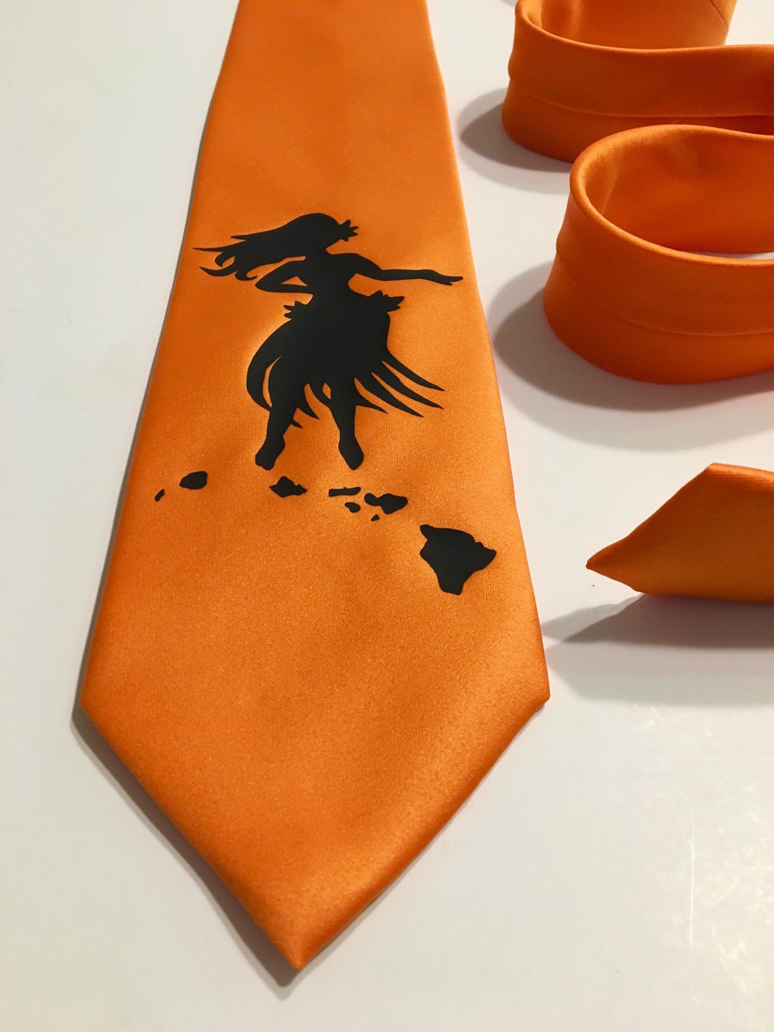 Hula Dancers, Hawaiian Islands Necktie, Good Vibes, Cool and Fun ...