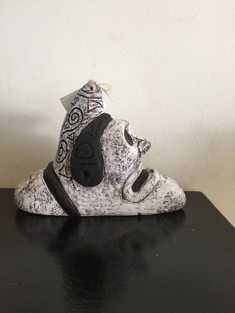 Taino Indigenous TRIGONOLITO Dios God Guillen Arte Caribeño - Etsy