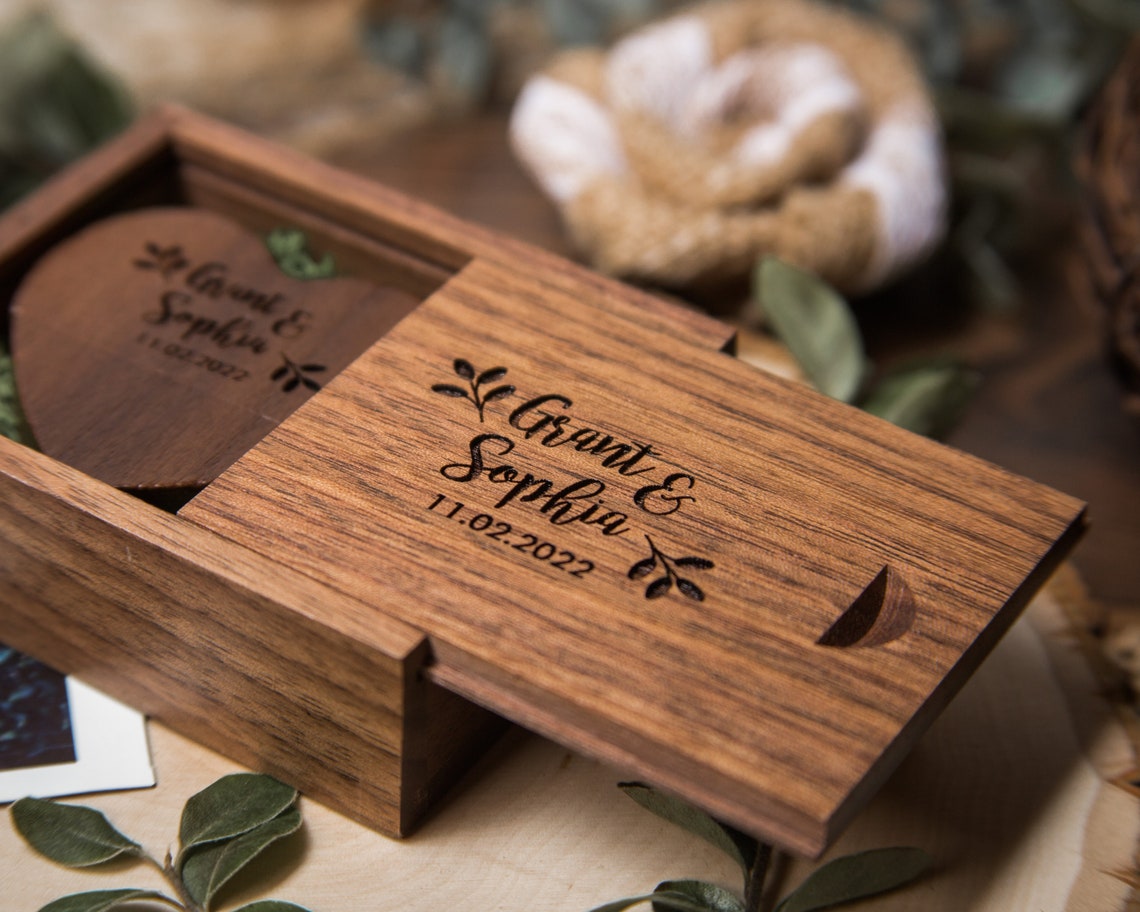 Heart USB & Box Set MOSS Filler Custom Walnut Wood Flash - Etsy
