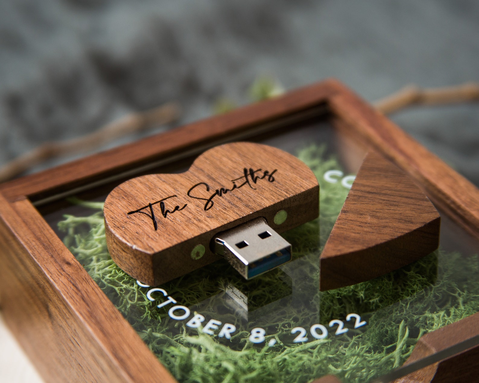 Clear Wood USB Box MOSS Filler & Heart USB Personalized - Etsy