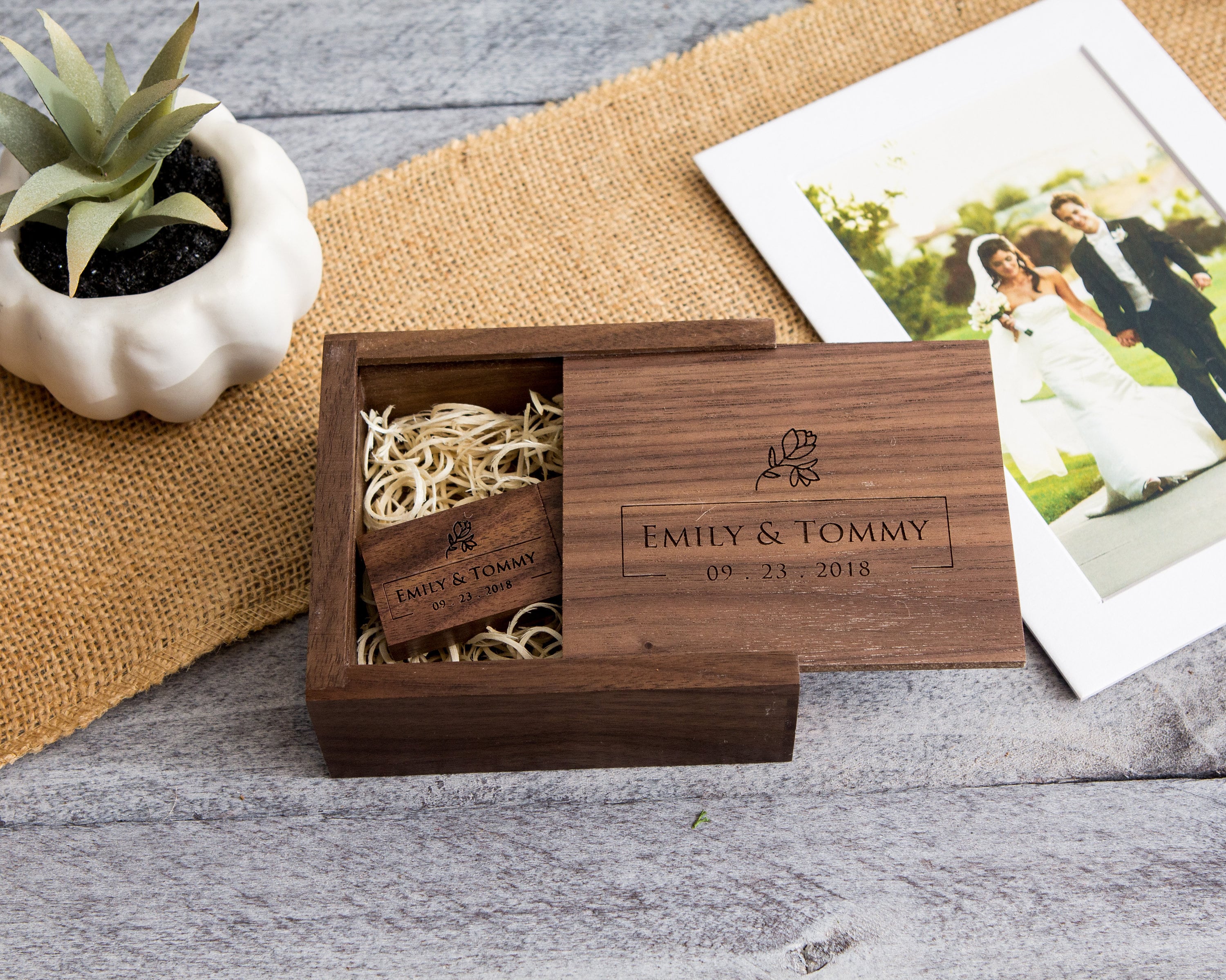 Wide Walnut USB & Square Box Set Wood Wool Personalized - Etsy