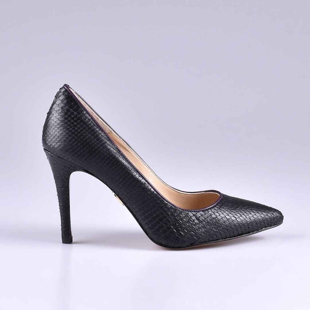 Shoes Irina Skin of Python,natural Python Skin Color Black. Artisanal ...