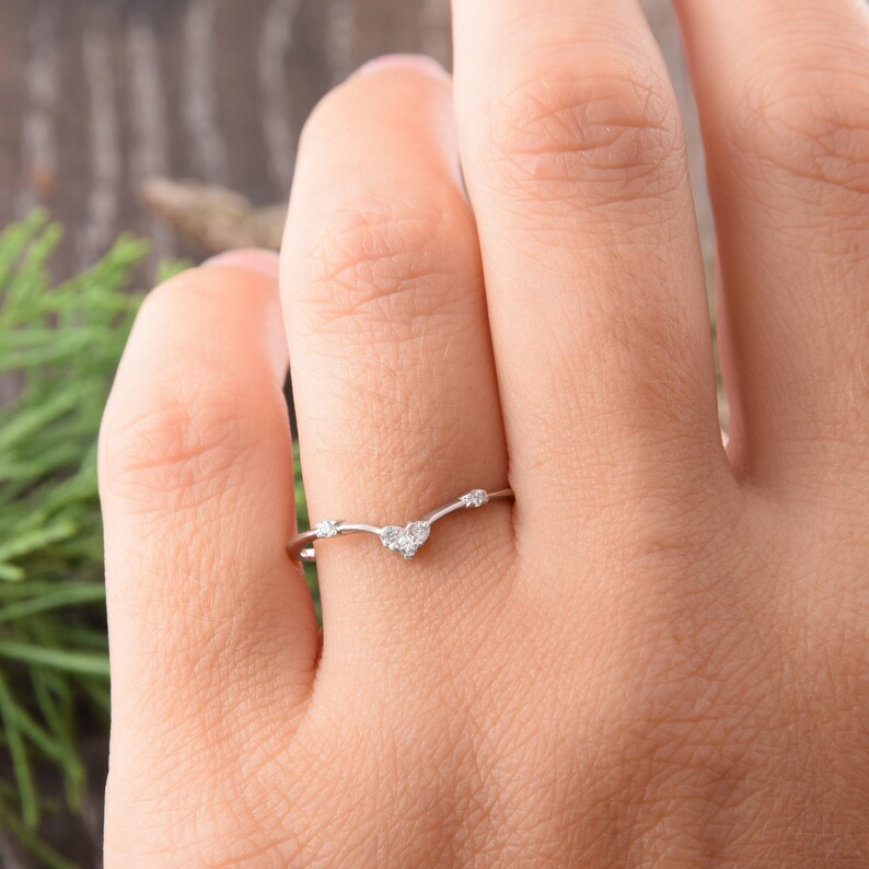 Curved Wedding Band V Ring Chevron Ring Chevron Wedding - Etsy